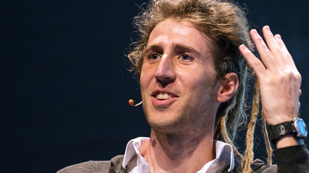 Moxie Marlinspike Demonstrates Cellebrite Tools Vulnerabilities